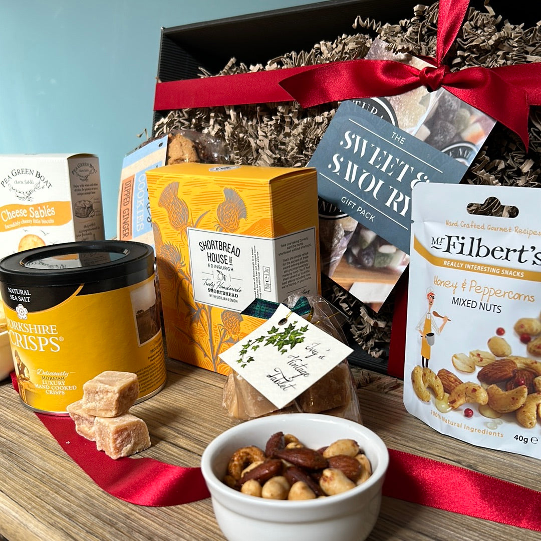 The Sweet & Savoury Hamper – Harris and Co